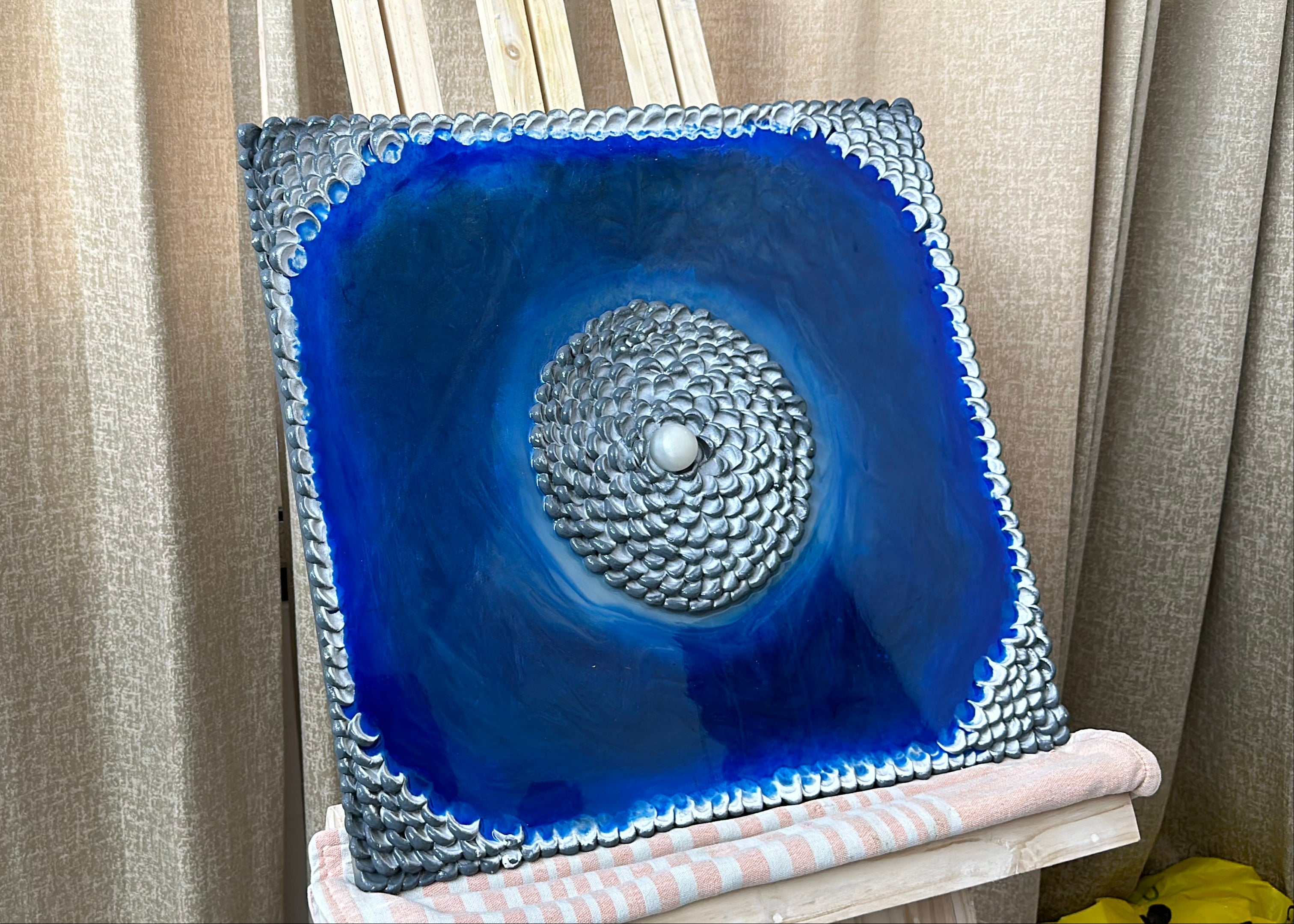 Blue Orbit – Manka Art Studio